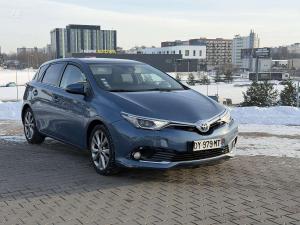 Zils Toyota Auris 2015 Viļņa, ar dzinēja tilpumu 1.80 L un nobraukumu 200 tūkst. km par 6000 €, foto 9 vietnē AUTOMOTO.COM.LV