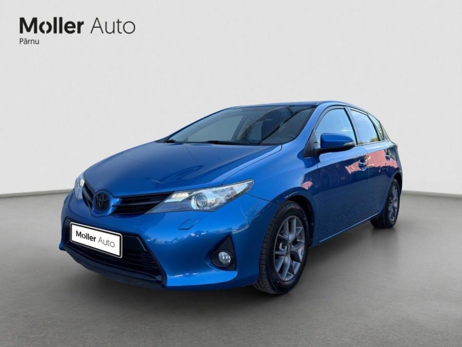 Zils Toyota Auris 2015 Pērnava, ar dzinēja tilpumu 1.60 L un nobraukumu 148 tūkst. km par 7500 €, foto 1 vietnē AUTOMOTO.COM.LV