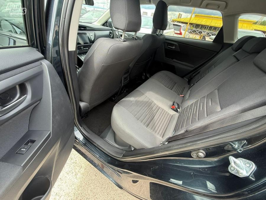 Zils Toyota Auris 2015 Viļņa, ar dzinēja tilpumu 1.80 L un nobraukumu 261 tūkst. km par 11950 €, foto 11 vietnē AUTOMOTO.COM.LV