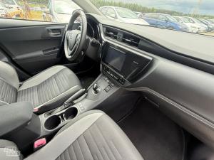 Zils Toyota Auris 2015 Viļņa, ar dzinēja tilpumu 1.80 L un nobraukumu 261 tūkst. km par 11950 €, foto 13 vietnē AUTOMOTO.COM.LV