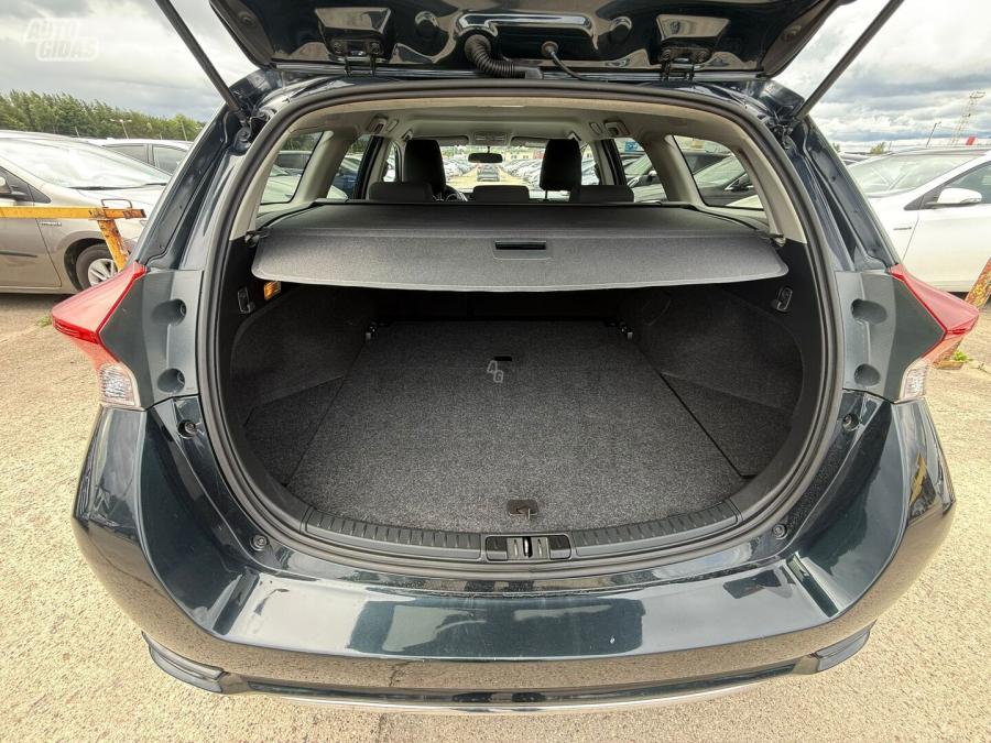 Zils Toyota Auris 2015 Viļņa, ar dzinēja tilpumu 1.80 L un nobraukumu 261 tūkst. km par 11950 €, foto 15 vietnē AUTOMOTO.COM.LV
