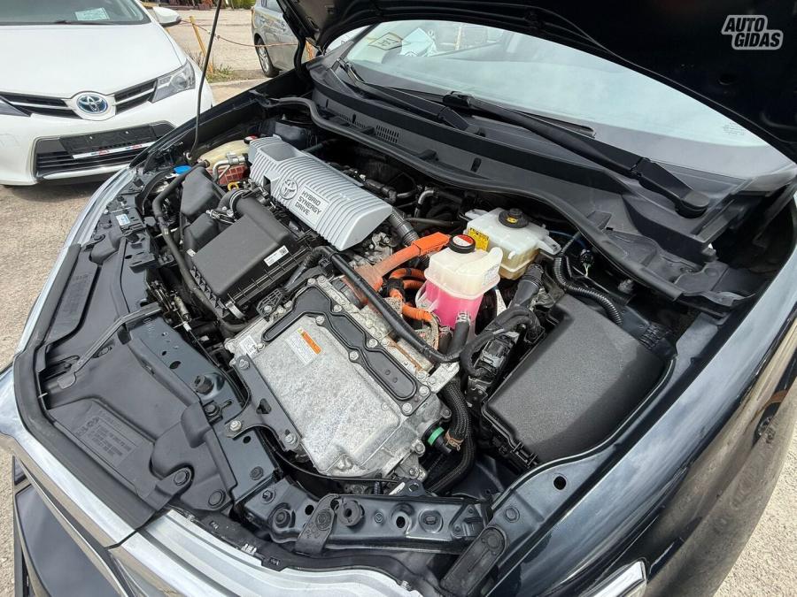 Zils Toyota Auris 2015 Viļņa, ar dzinēja tilpumu 1.80 L un nobraukumu 261 tūkst. km par 11950 €, foto 16 vietnē AUTOMOTO.COM.LV