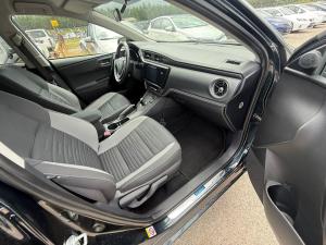 Zils Toyota Auris 2015 Viļņa, ar dzinēja tilpumu 1.80 L un nobraukumu 261 tūkst. km par 11950 €, foto 23 vietnē AUTOMOTO.COM.LV