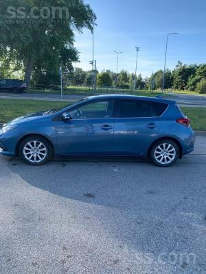 Zils Toyota Auris 2015 Liepāja, ar dzinēja tilpumu 1.20 L un nobraukumu 91 tūkst. km par 10800 €, foto 5 vietnē AUTOMOTO.COM.LV