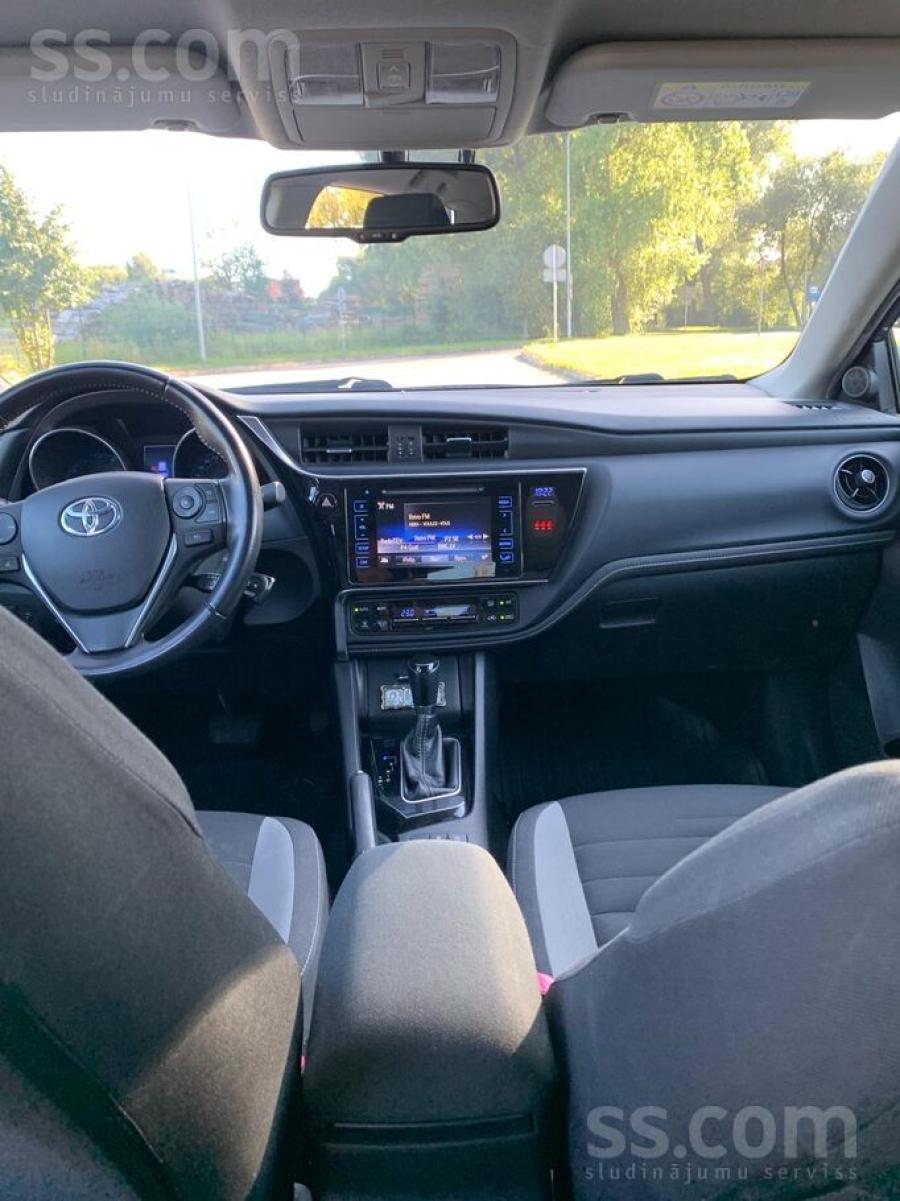 Zils Toyota Auris 2015 Liepāja, ar dzinēja tilpumu 1.20 L un nobraukumu 91 tūkst. km par 10800 €, foto 13 vietnē AUTOMOTO.COM.LV