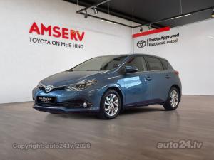 Blue Toyota Auris 2015 in Tartu, with an engine capacity of 1.60 L and mileage of 141 thousand km for 9990 €, photo 1 on AUTOMOTO.COM.LV