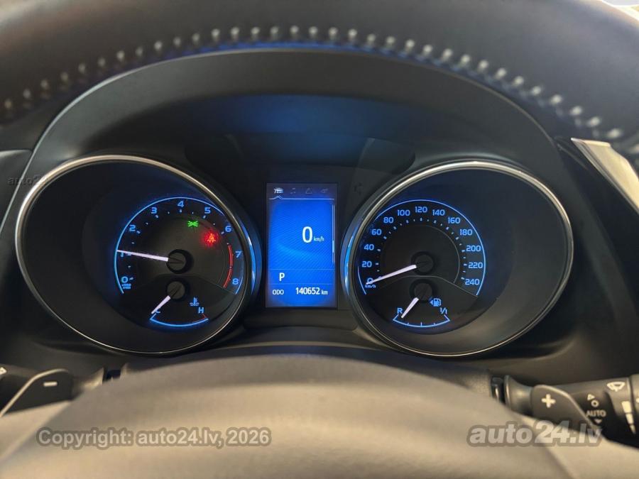 Blue Toyota Auris 2015 in Tartu, with an engine capacity of 1.60 L and mileage of 141 thousand km for 9990 €, photo 14 on AUTOMOTO.COM.LV