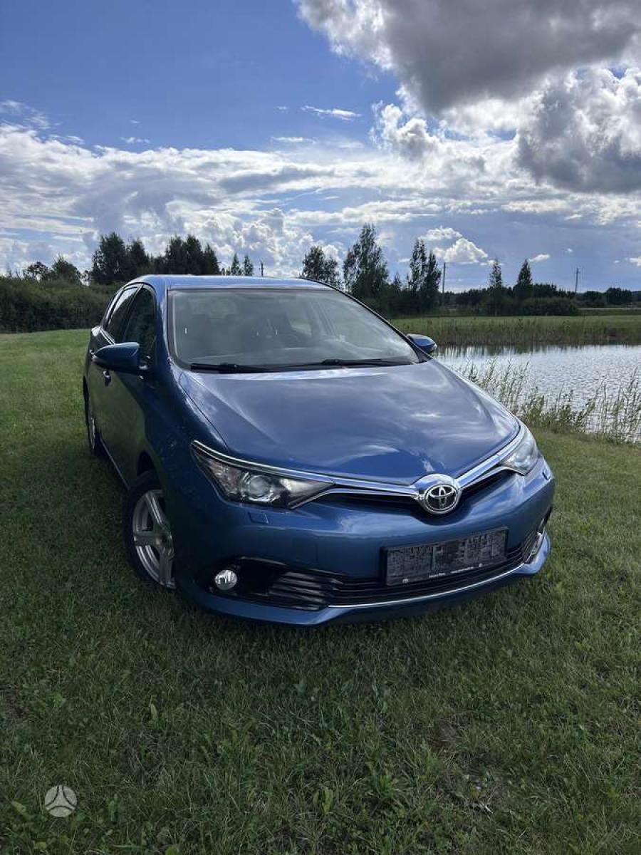 Zils Toyota Auris 2015 Ukmergė, ar dzinēja tilpumu 1.60 L un nobraukumu 203 tūkst. km par 6999 €, foto 1 vietnē AUTOMOTO.COM.LV