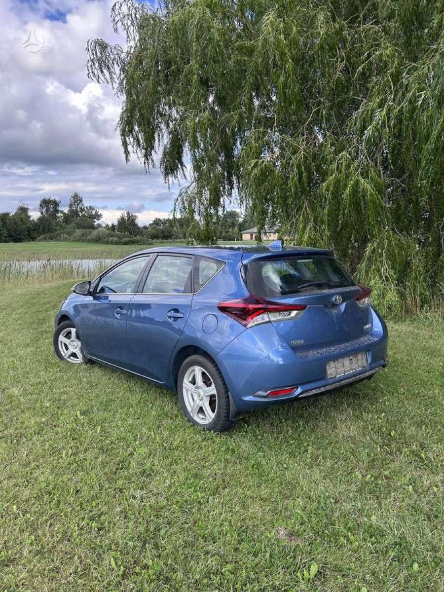 Zils Toyota Auris 2015 Ukmergė, ar dzinēja tilpumu 1.60 L un nobraukumu 203 tūkst. km par 6999 €, foto 5 vietnē AUTOMOTO.COM.LV