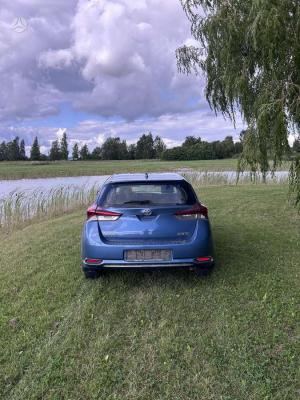 Zils Toyota Auris 2015 Ukmergė, ar dzinēja tilpumu 1.60 L un nobraukumu 203 tūkst. km par 6999 €, foto 24 vietnē AUTOMOTO.COM.LV