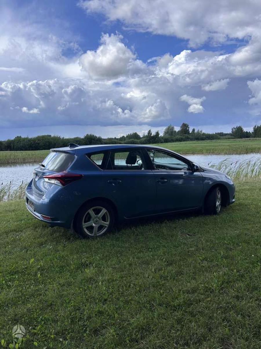 Zils Toyota Auris 2015 Ukmergė, ar dzinēja tilpumu 1.60 L un nobraukumu 203 tūkst. km par 6999 €, foto 28 vietnē AUTOMOTO.COM.LV