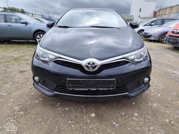 Toyota Auris 2015 Utena vietnē Zils Toyota Auris 2015 Utena, ar dzinēja tilpumu 1.60 L un nobraukumu 214 tūkst. km par 6900 €, foto 3 vietnē AUTOMOTO.COM.LV