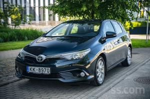 Zils Toyota Auris 2016 Rīga, ar dzinēja tilpumu 1.60 L un nobraukumu 125 tūkst. km par 2300 €, foto 1 vietnē AUTOMOTO.COM.LV