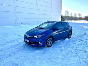 Zils Toyota Auris 2016 Kauņa, ar dzinēja tilpumu 1.80 L un nobraukumu 239 tūkst. km par 9950 €, foto 3 vietnē AUTOMOTO.COM.LV