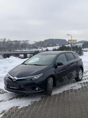 Blue Toyota Auris 2016 in Vilnius, with an engine capacity of 1.60 L and mileage of 82 thousand km for 9250 €, photo 4 on AUTOMOTO.COM.LV