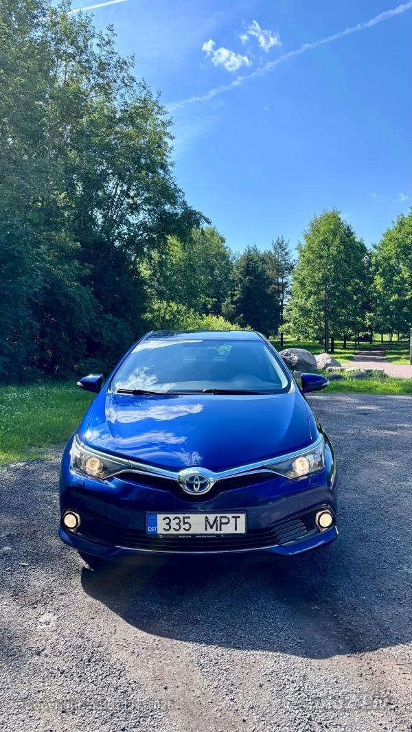 Zils Toyota Auris 2016 Tartu, ar dzinēja tilpumu 1.80 L un nobraukumu 129 tūkst. km par 12500 €, foto 2 vietnē AUTOMOTO.COM.LV