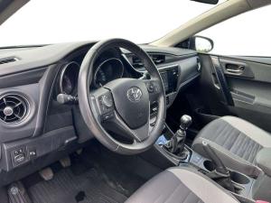 Blue Toyota Auris 2016 in Klaipeda, with an engine capacity of 1.20 L and mileage of 54 thousand km for 12000 €, photo 12 on AUTOMOTO.COM.LV