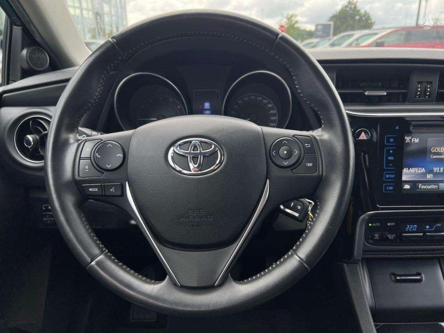 Blue Toyota Auris 2016 in Klaipeda, with an engine capacity of 1.20 L and mileage of 54 thousand km for 12000 €, photo 13 on AUTOMOTO.COM.LV