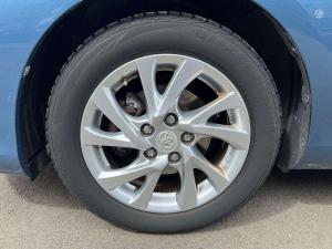 Blue Toyota Auris 2016 in Klaipeda, with an engine capacity of 1.20 L and mileage of 54 thousand km for 12000 €, photo 16 on AUTOMOTO.COM.LV