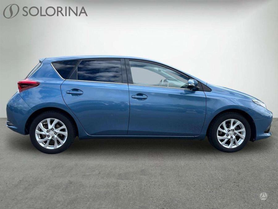 Blue Toyota Auris 2016 in Klaipeda, with an engine capacity of 1.20 L and mileage of 54 thousand km for 12000 €, photo 17 on AUTOMOTO.COM.LV