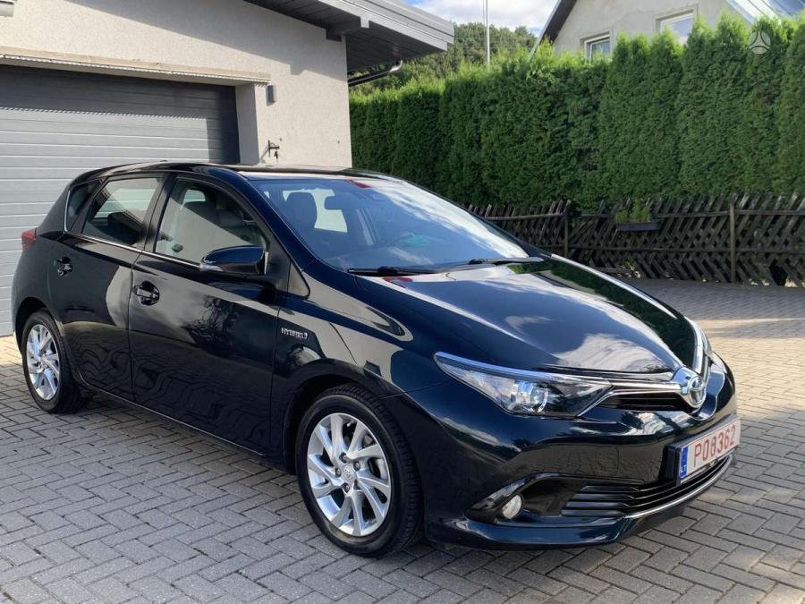Zils Toyota Auris 2016 Jonava, ar dzinēja tilpumu 1.80 L un nobraukumu 208 tūkst. km par 9950 €, foto 1 vietnē AUTOMOTO.COM.LV