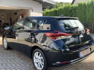 Zils Toyota Auris 2016 Jonava, ar dzinēja tilpumu 1.80 L un nobraukumu 208 tūkst. km par 9950 €, foto 4 vietnē AUTOMOTO.COM.LV