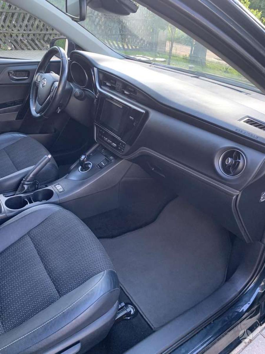 Zils Toyota Auris 2016 Jonava, ar dzinēja tilpumu 1.80 L un nobraukumu 208 tūkst. km par 9950 €, foto 17 vietnē AUTOMOTO.COM.LV