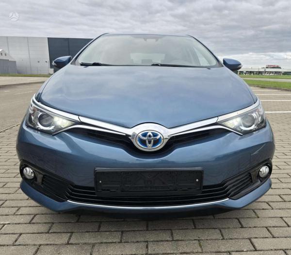 Zils Toyota Auris 2016 Panevēža, ar dzinēja tilpumu 1.80 L un nobraukumu 238 tūkst. km par 9499 €, foto 8 vietnē AUTOMOTO.COM.LV