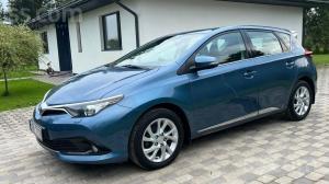 Toyota Auris 2016 in Ogre on AUTOMOTO.COM.LV Blue Toyota Auris 2016 in Ogre, with an engine capacity of 1.60 L and mileage of 103 thousand km for 7500 β¬, photo 1 on AUTOMOTO.COM.LV