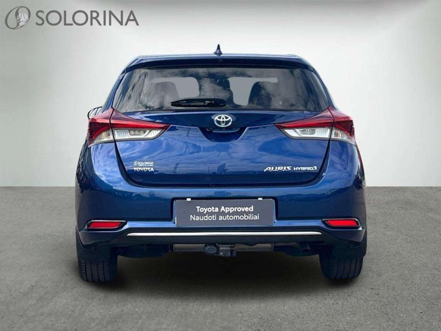 Zils Toyota Auris 2016 Klaipėda, ar dzinēja tilpumu 1.80 L un nobraukumu 135 tūkst. km par 15000 €, foto 5 vietnē AUTOMOTO.COM.LV