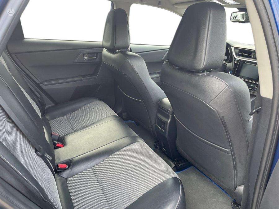 Zils Toyota Auris 2016 Klaipėda, ar dzinēja tilpumu 1.80 L un nobraukumu 135 tūkst. km par 15000 €, foto 8 vietnē AUTOMOTO.COM.LV