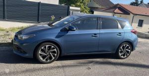 Blue Toyota Auris 2016 in Taurage, with an engine capacity of 1.20 L and mileage of 198 thousand km for 7300 €, photo 5 on AUTOMOTO.COM.LV