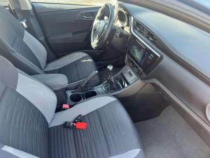 Blue Toyota Auris 2016 in Taurage, with an engine capacity of 1.20 L and mileage of 198 thousand km for 7300 €, photo 9 on AUTOMOTO.COM.LV