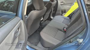 Zils Toyota Auris 2016 Tallina, ar dzinēja tilpumu 1.60 L un nobraukumu 69 tūkst. km par 11300 €, foto 9 vietnē AUTOMOTO.COM.LV