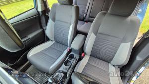 Zils Toyota Auris 2016 Tallina, ar dzinēja tilpumu 1.60 L un nobraukumu 69 tūkst. km par 11300 €, foto 14 vietnē AUTOMOTO.COM.LV