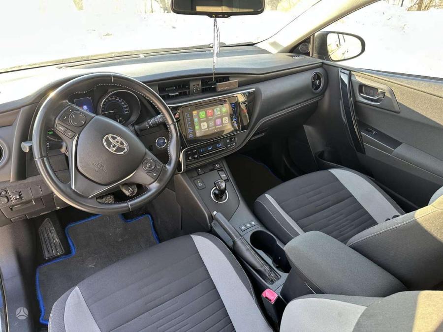 Zils Toyota Auris 2017 Tauragė, ar dzinēja tilpumu 1.80 L un nobraukumu 200 tūkst. km par 8800 €, foto 8 vietnē AUTOMOTO.COM.LV