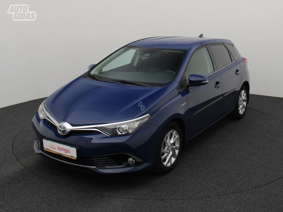 Blue Toyota Auris 2017 in Vilnius, with an engine capacity of 1.80 L and mileage of 144 thousand km for 13899 €, photo 1 on AUTOMOTO.COM.LV