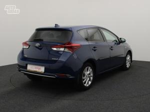 Blue Toyota Auris 2017 in Vilnius, with an engine capacity of 1.80 L and mileage of 144 thousand km for 13899 €, photo 8 on AUTOMOTO.COM.LV