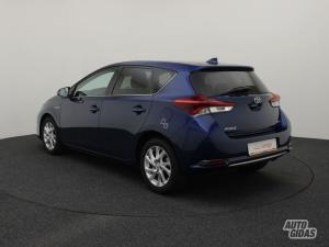 Blue Toyota Auris 2017 in Vilnius, with an engine capacity of 1.80 L and mileage of 193 thousand km for 12399 €, photo 7 on AUTOMOTO.COM.LV