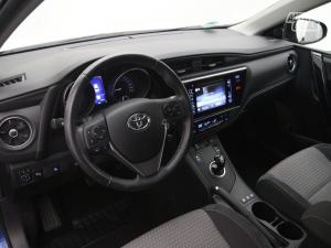 Blue Toyota Auris 2017 in Vilnius, with an engine capacity of 1.80 L and mileage of 193 thousand km for 12399 €, photo 16 on AUTOMOTO.COM.LV