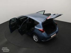 Blue Toyota Auris 2017 in Vilnius, with an engine capacity of 1.80 L and mileage of 242 thousand km for 11599 €, photo 14 on AUTOMOTO.COM.LV