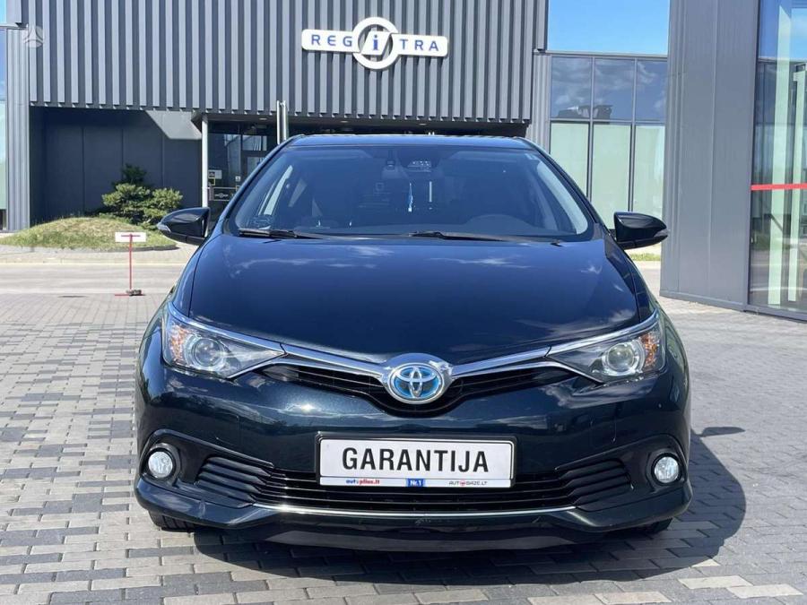 Zils Toyota Auris 2017 Šauļi, ar dzinēja tilpumu 1.80 L un nobraukumu 210 tūkst. km par 10800 €, foto 3 vietnē AUTOMOTO.COM.LV