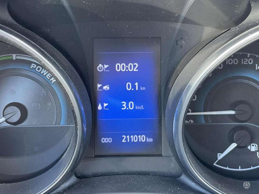 Zils Toyota Auris 2017 Šauļi, ar dzinēja tilpumu 1.80 L un nobraukumu 210 tūkst. km par 10800 €, foto 16 vietnē AUTOMOTO.COM.LV