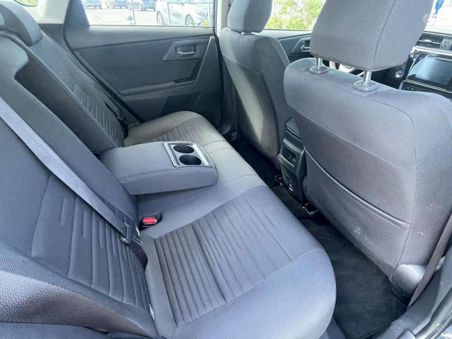 Zils Toyota Auris 2017 Šauļi, ar dzinēja tilpumu 1.80 L un nobraukumu 210 tūkst. km par 10800 €, foto 21 vietnē AUTOMOTO.COM.LV