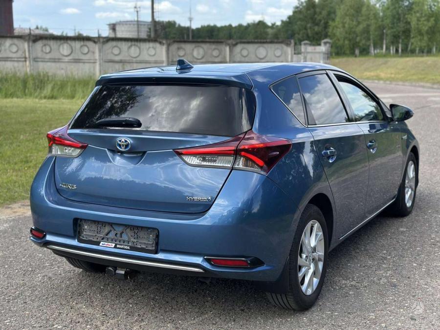 Zils Toyota Auris 2017 Kauņa, ar dzinēja tilpumu 1.80 L un nobraukumu 267 tūkst. km par 10200 €, foto 6 vietnē AUTOMOTO.COM.LV
