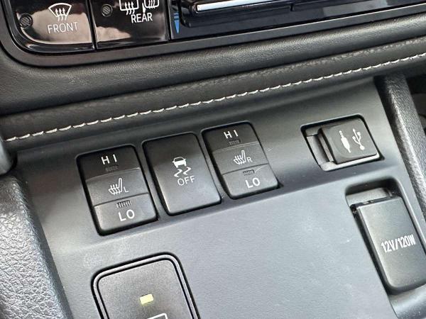 Zils Toyota Auris 2017 Kauņa, ar dzinēja tilpumu 1.80 L un nobraukumu 267 tūkst. km par 10200 €, foto 10 vietnē AUTOMOTO.COM.LV