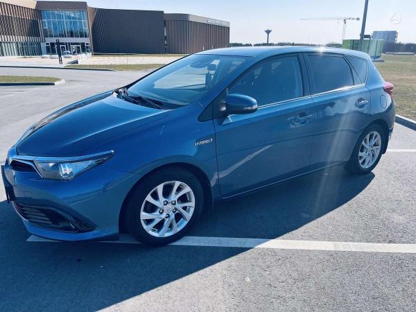 Zils Toyota Auris 2017 Klaipėda, ar dzinēja tilpumu 1.80 L un nobraukumu 209 tūkst. km par 12800 €, foto 5 vietnē AUTOMOTO.COM.LV