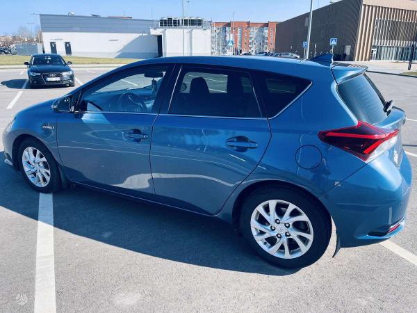 Zils Toyota Auris 2017 Klaipėda, ar dzinēja tilpumu 1.80 L un nobraukumu 209 tūkst. km par 12800 €, foto 9 vietnē AUTOMOTO.COM.LV
