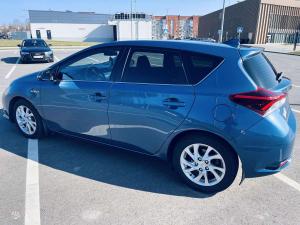 Blue Toyota Auris 2017 in Klaipeda, with an engine capacity of 1.80 L and mileage of 209 thousand km for 12800 €, photo 10 on AUTOMOTO.COM.LV