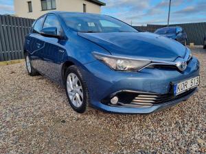 Blue Toyota Auris 2018 in Alytus, with an engine capacity of 1.80 L and mileage of 193 thousand km for 5500 €, photo  on AUTOMOTO.COM.LV